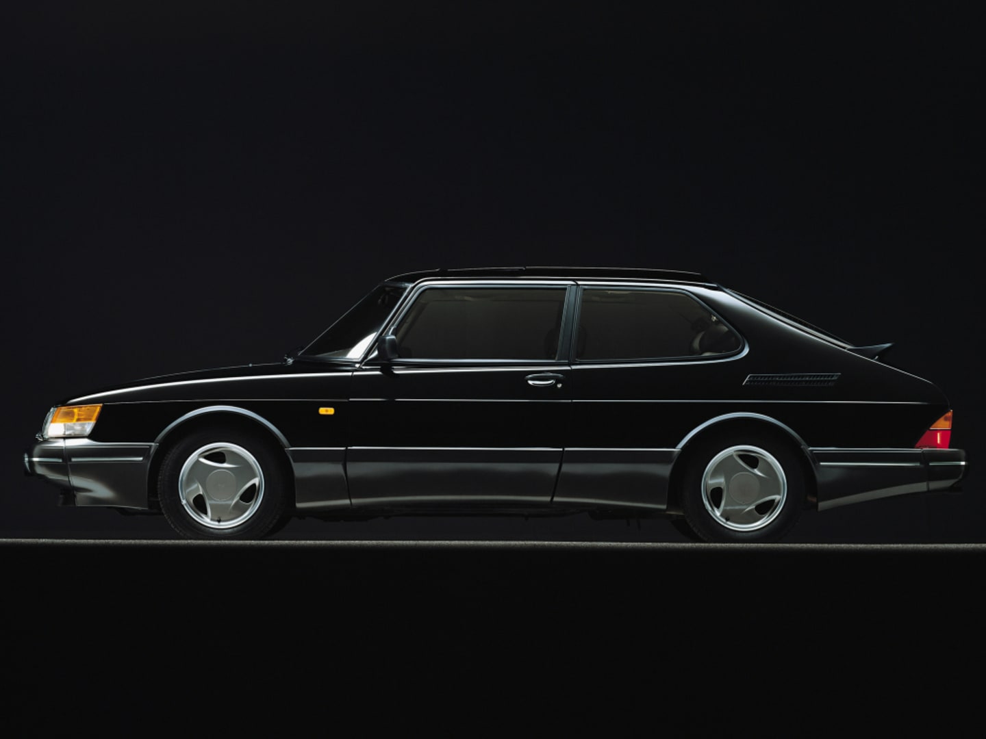 Article : Saab 900 : passionnante et intriguante