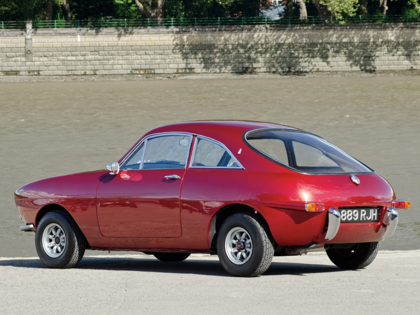 Article : Ogle 1000 SX : Mini haute couture