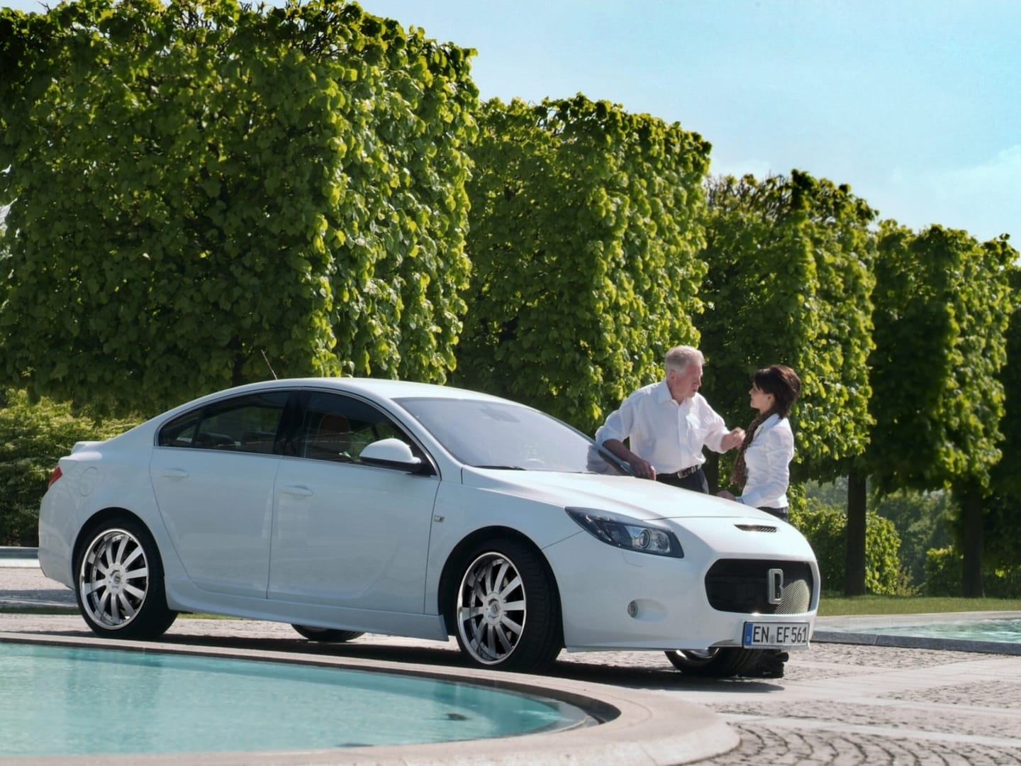 Article : Bitter Insignia: le Blitz de luxe