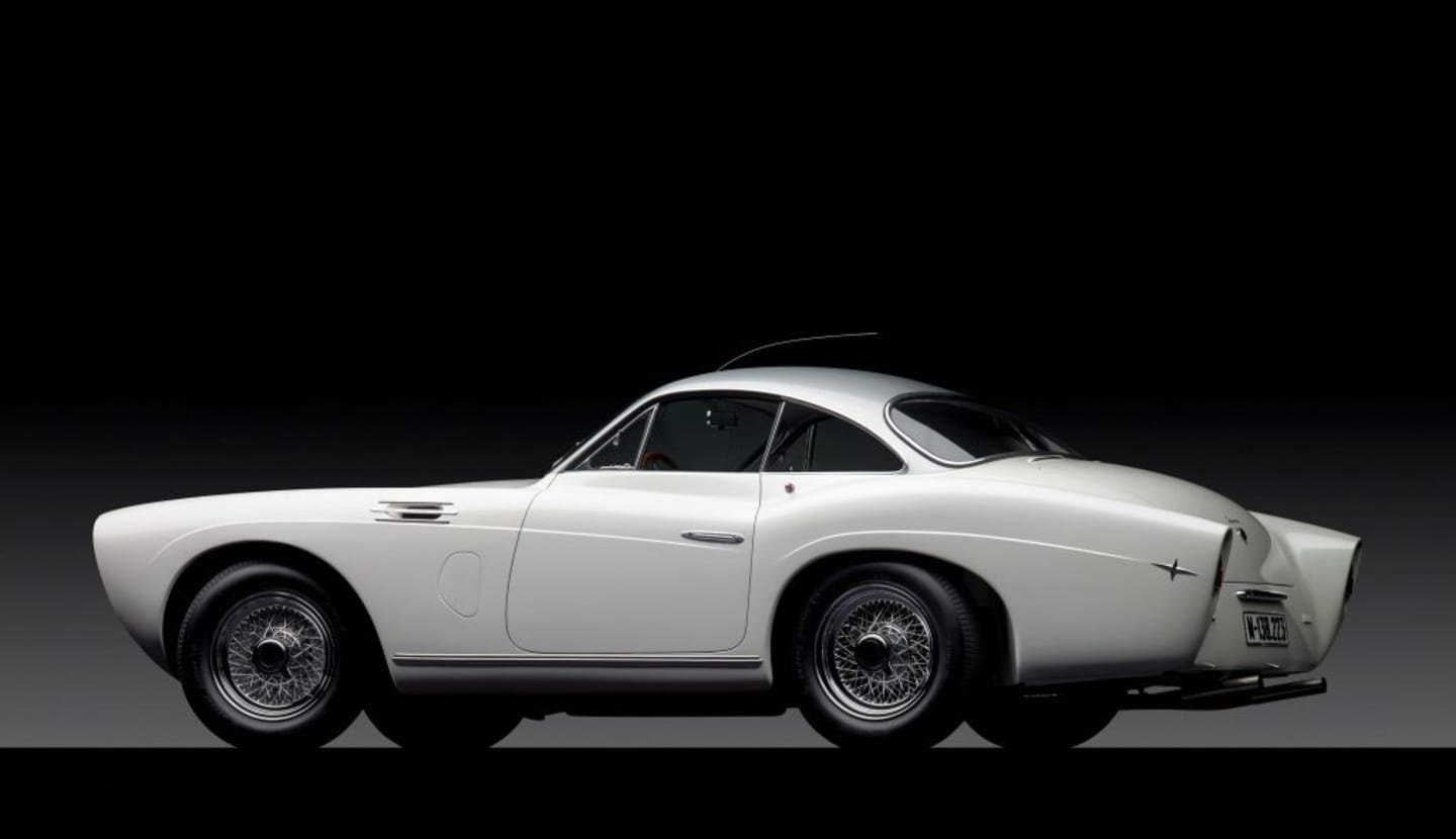 Article : Pegaso Z102/103: cheval ailé contre cheval cabré
