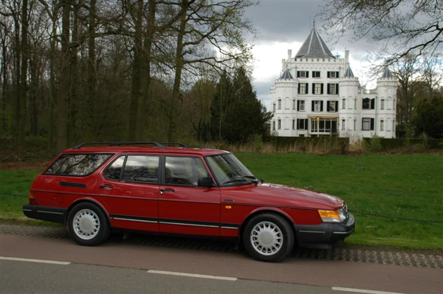Article : Saab 900 Safari : le break inconnu