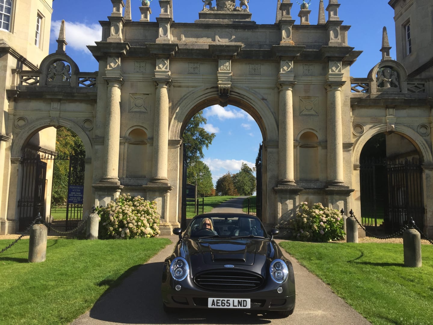 Article : Healy Enigma : revival façon kit-car