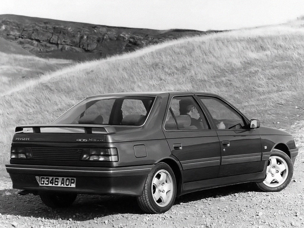 Peugeot 405 Mi16 : la pétillante berline sochalienne