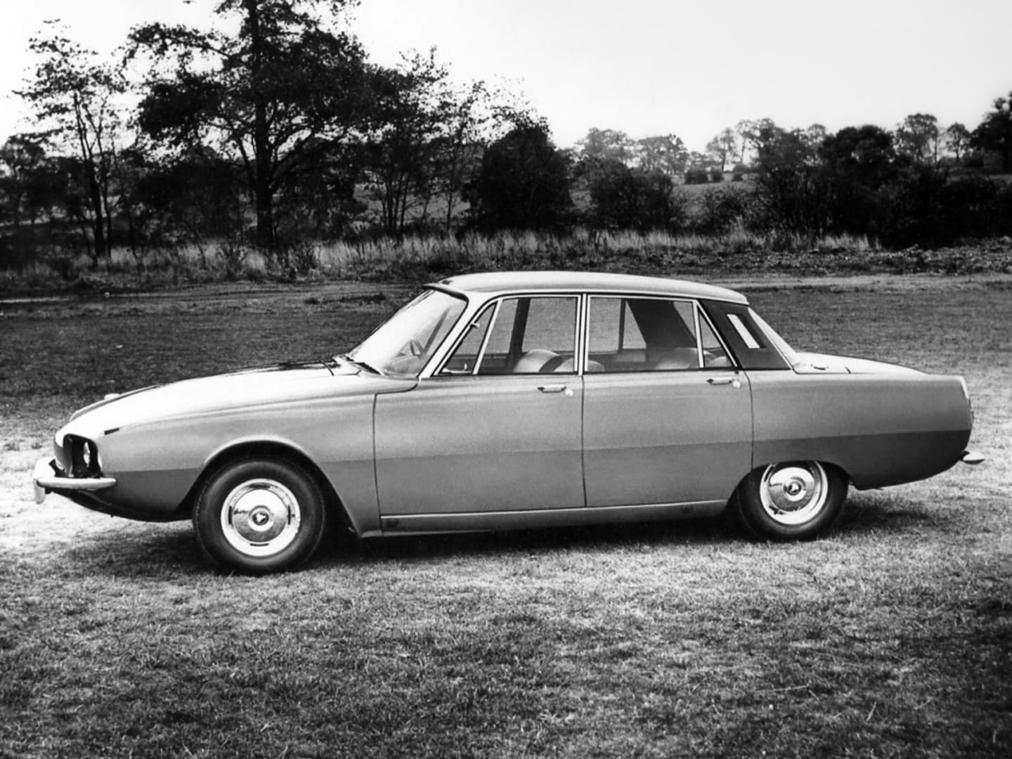 Article : Rover P6 : révolution à l’anglaise