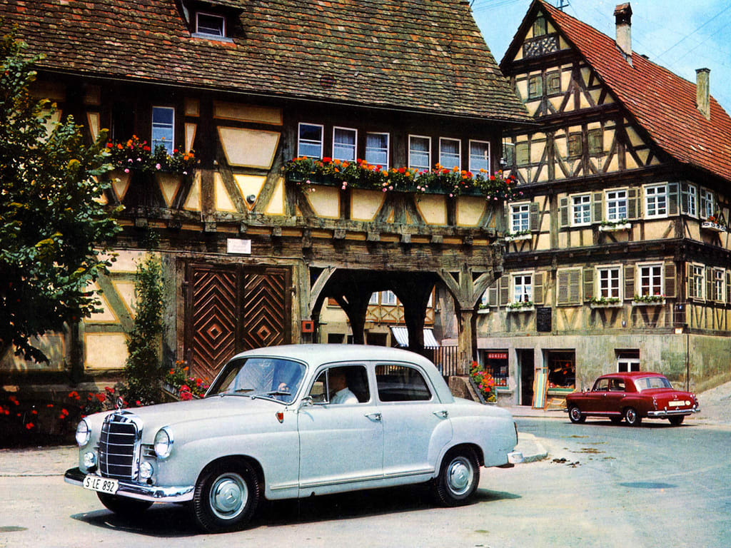 Mercedes-Benz “Ponton” : le retour de l’étoile