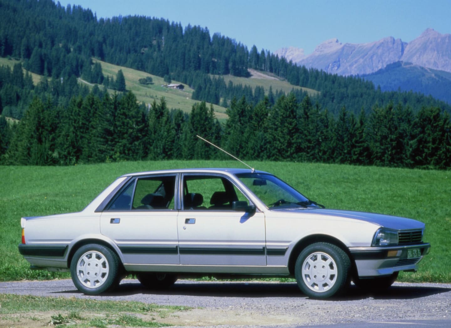 Article : Peugeot 505 V6 : berline pour initiés