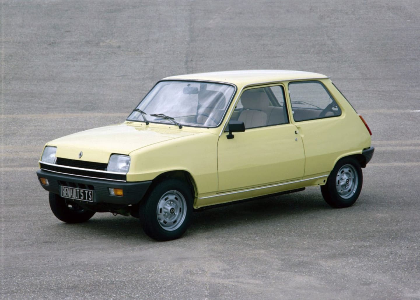 Article : Renault 5 LS et TS : l’invention d’un style