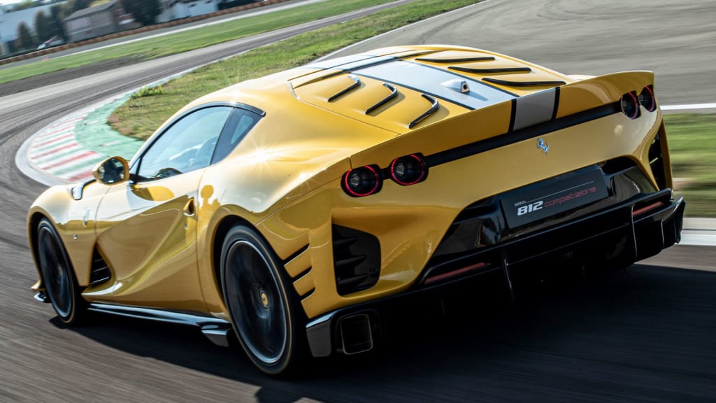 Ferrari 812 Superfast : la chronique d'une éternelle survivante
