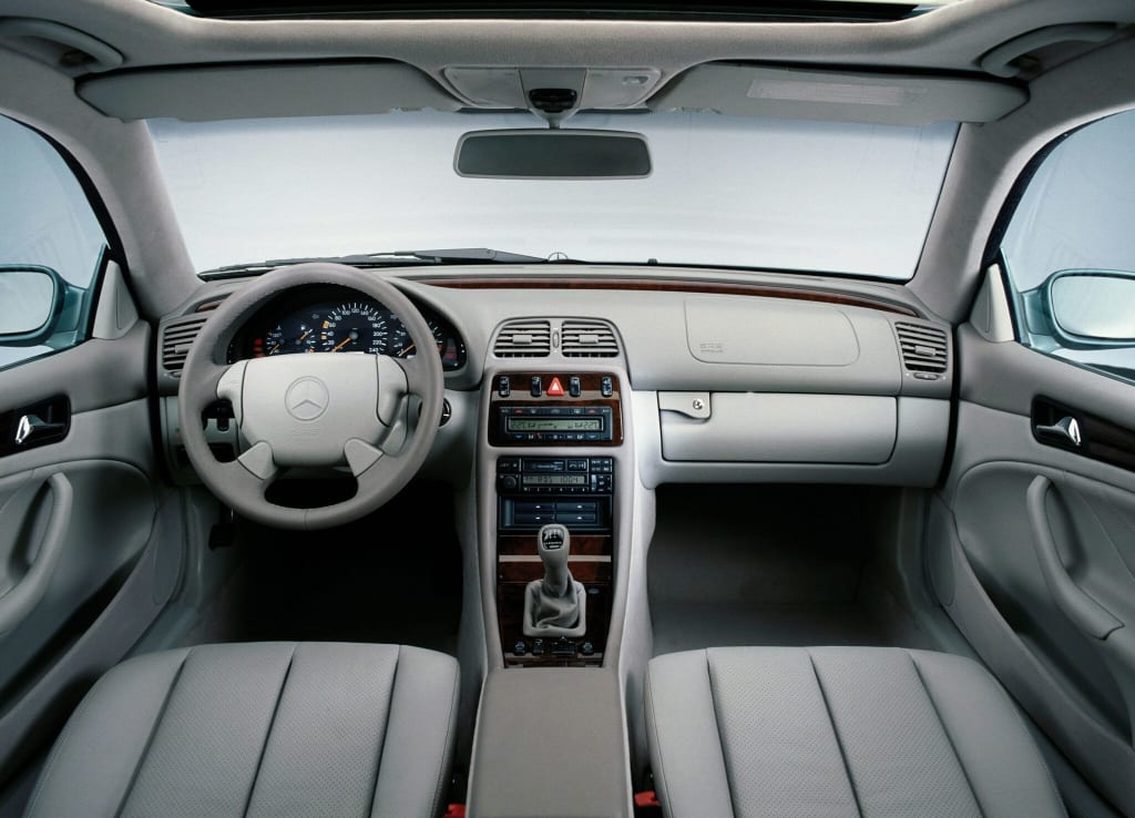Mercedes-Benz CLK : révolution à Stuttgart