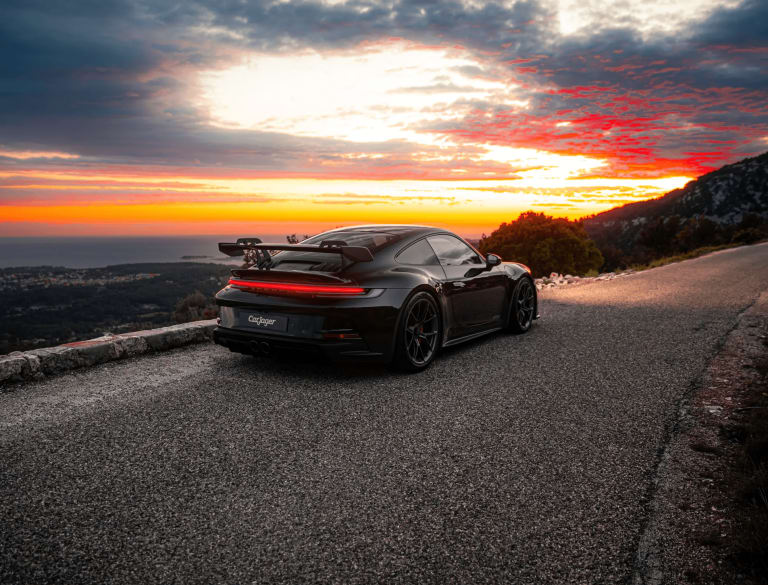 K2000 : qui est KITT, qui est KARR