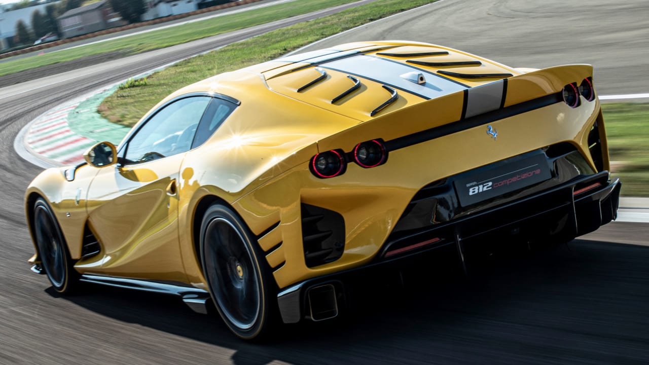 Ferrari 812 Superfast : la chronique d'une éternelle survivante